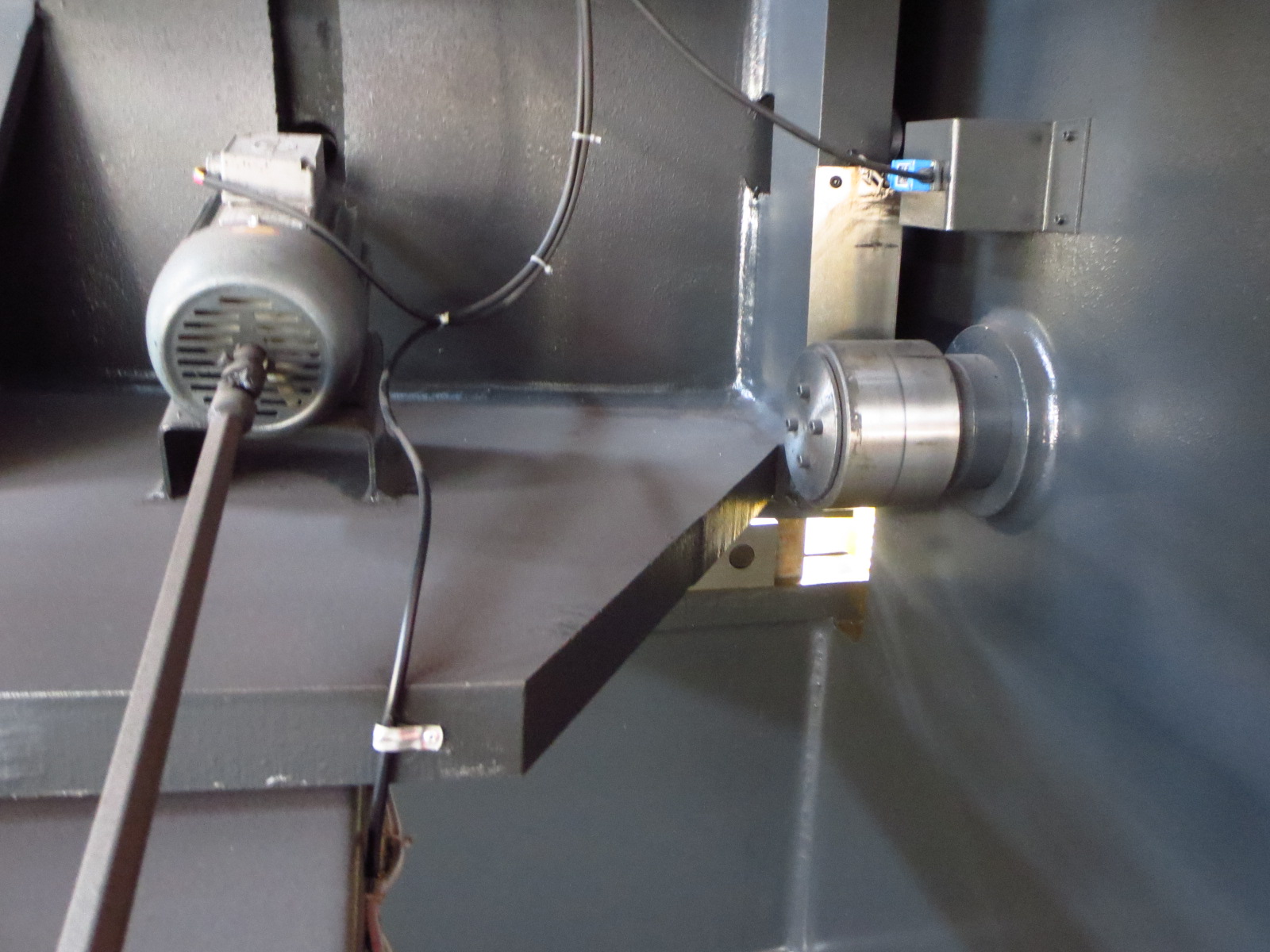 Hydraulic Swing Shearing Machine - Preda Machine_Auto duct line, spiral ...